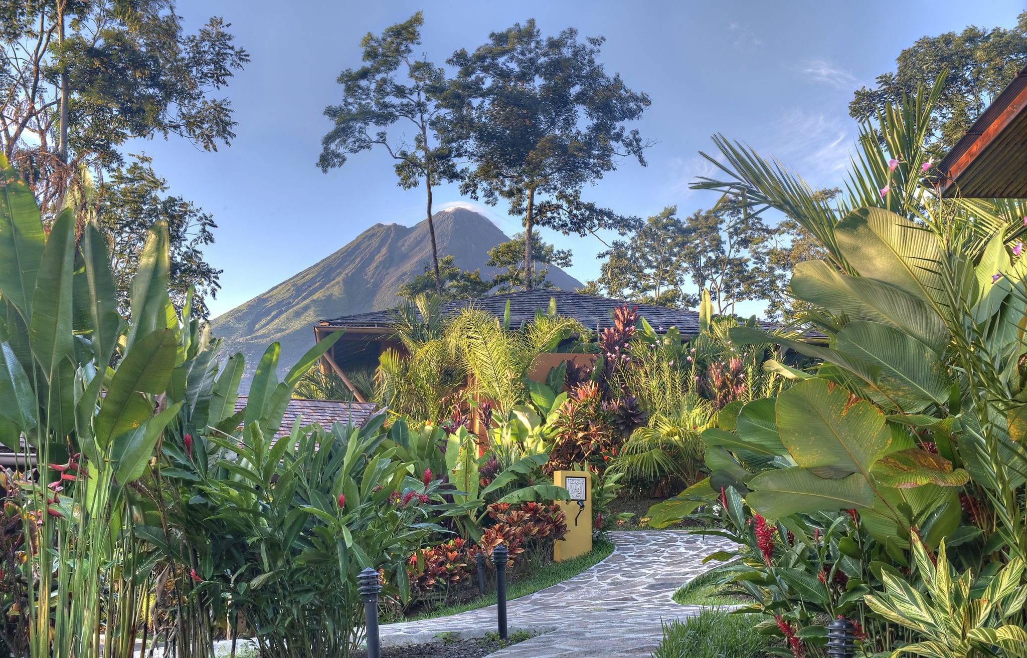 Arenal Volcano: Best Things To Do & Where To Stay